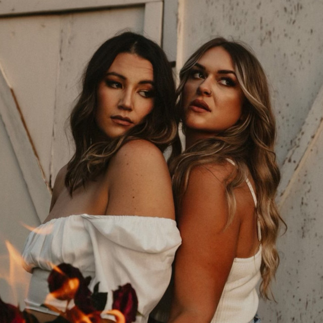 Della Rose - Songs, Events and Music Stats | Viberate.com