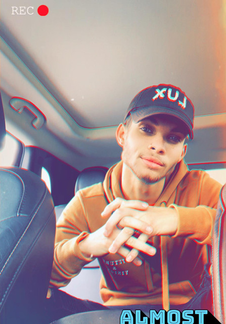 LUX - Songs, Events and Music Stats | Viberate.com