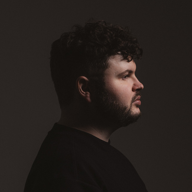 Max Well - Songs, Events and Music Stats | Viberate.com