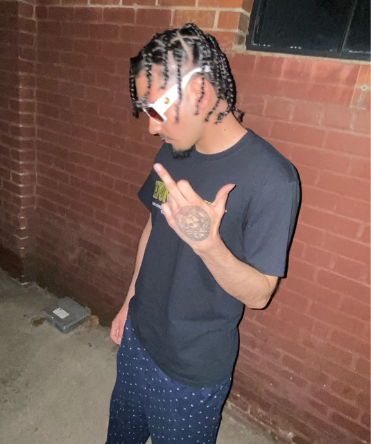 Muvee - Songs, Events and Music Stats | Viberate.com