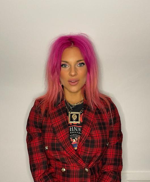 Paper Rose - Songs, Events and Music Stats | Viberate.com