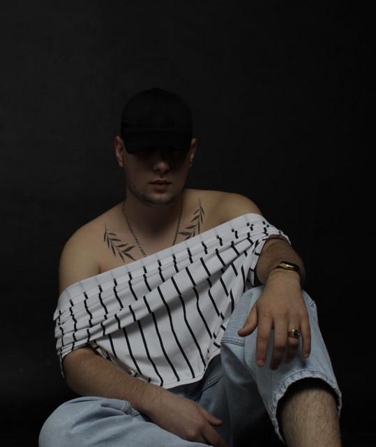 VAIYA - Songs, Events and Music Stats | Viberate.com